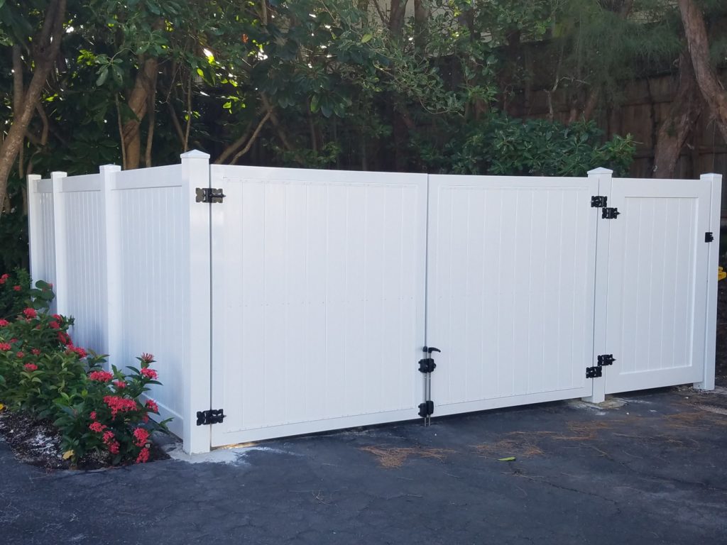 Buy PVC & Vinyl Privacy Fence Panels in South & Central FL